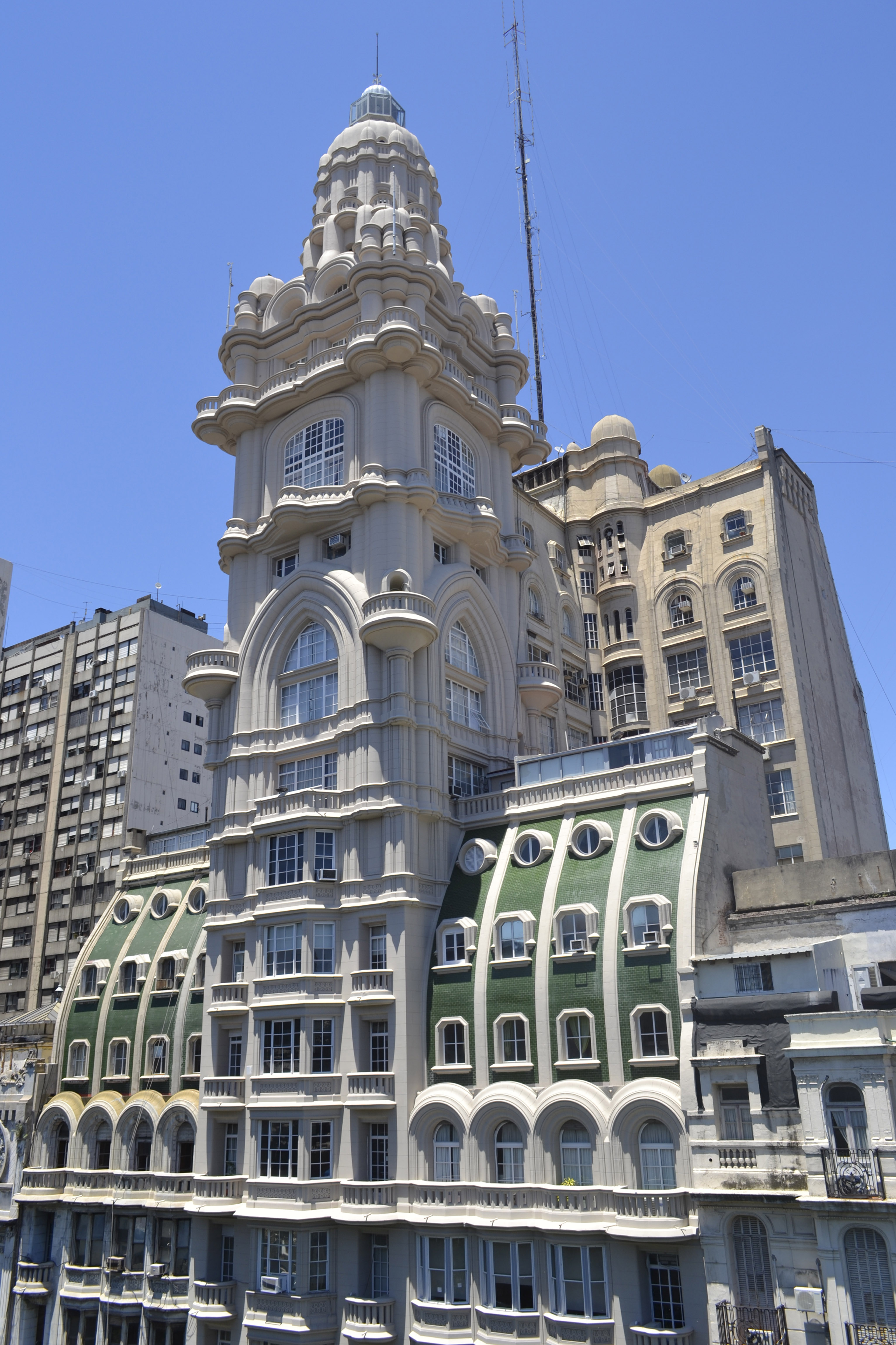 Tarquini presente en la recuperación del Palacio Barolo | Guía de la ...